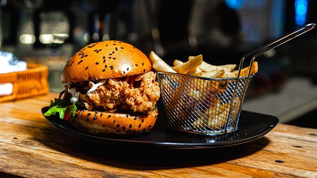 Sheik's Fast Food: Burgers, Grills, Fries, Kebab, Mine Bouillie, & More ...